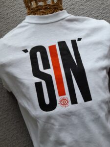 OFFICIAL SIN LOGO T-SHIRT — Gama Clothing